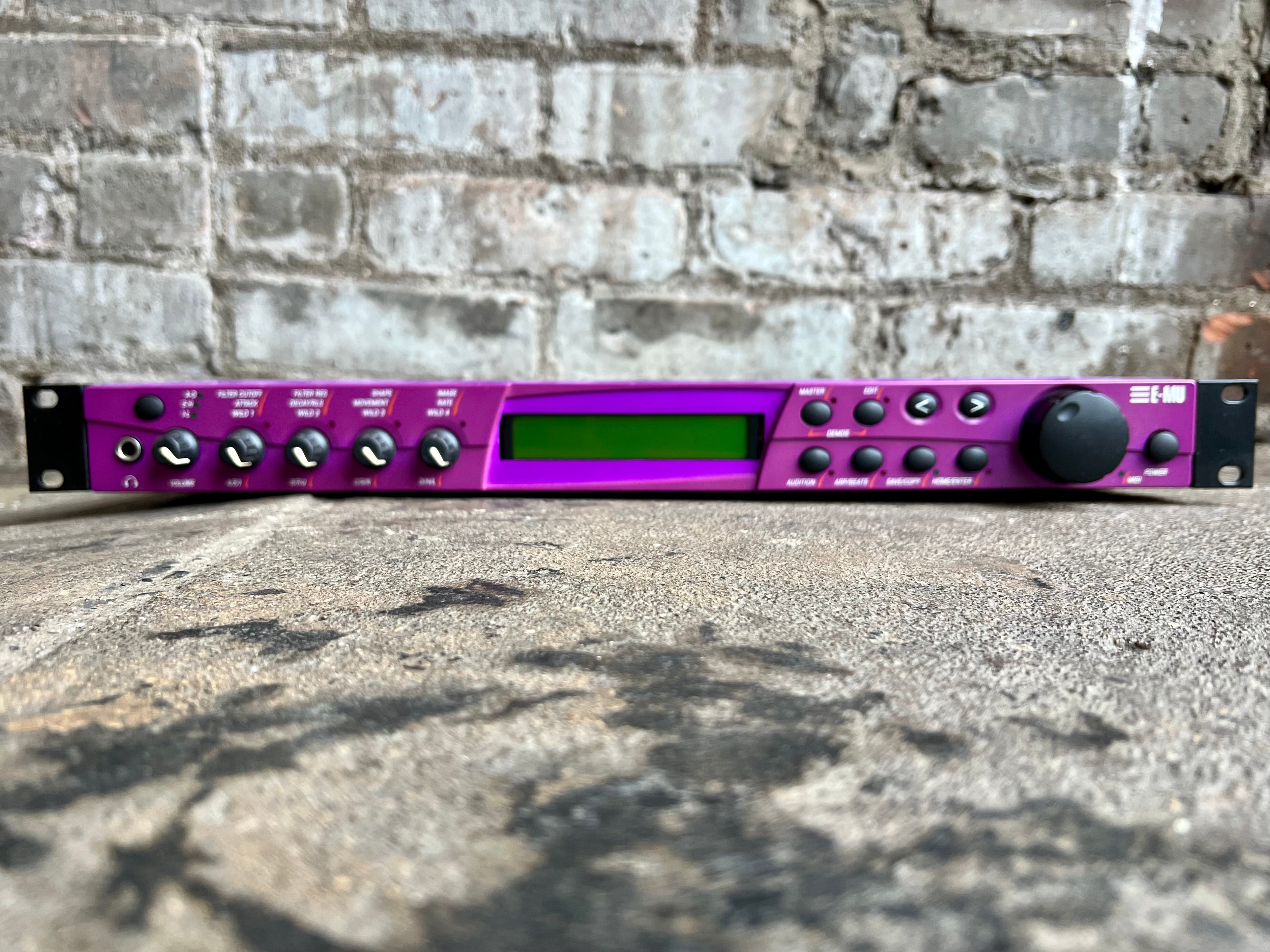 Used E-MU Systems MoPhatt